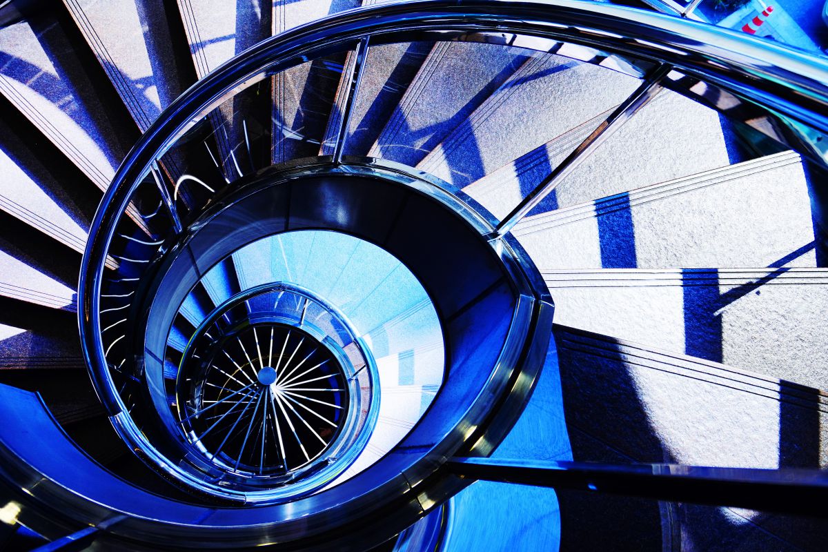 Tokyo Sparkling Spiral | GANREF