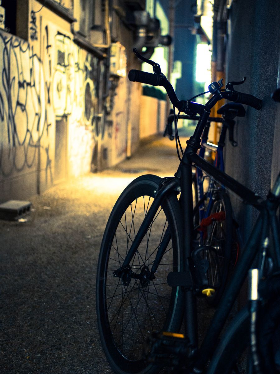 Back alley bike | GANREF