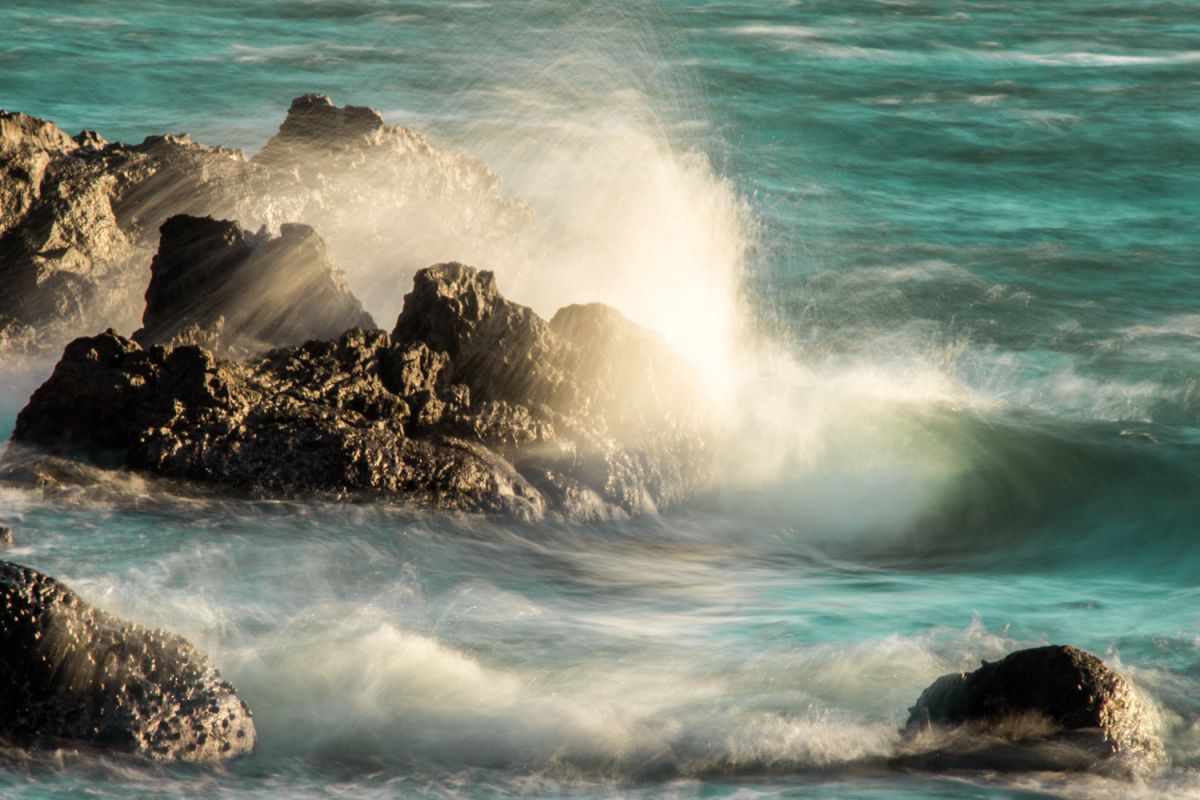 夕暮れの岩礁 | GANREF