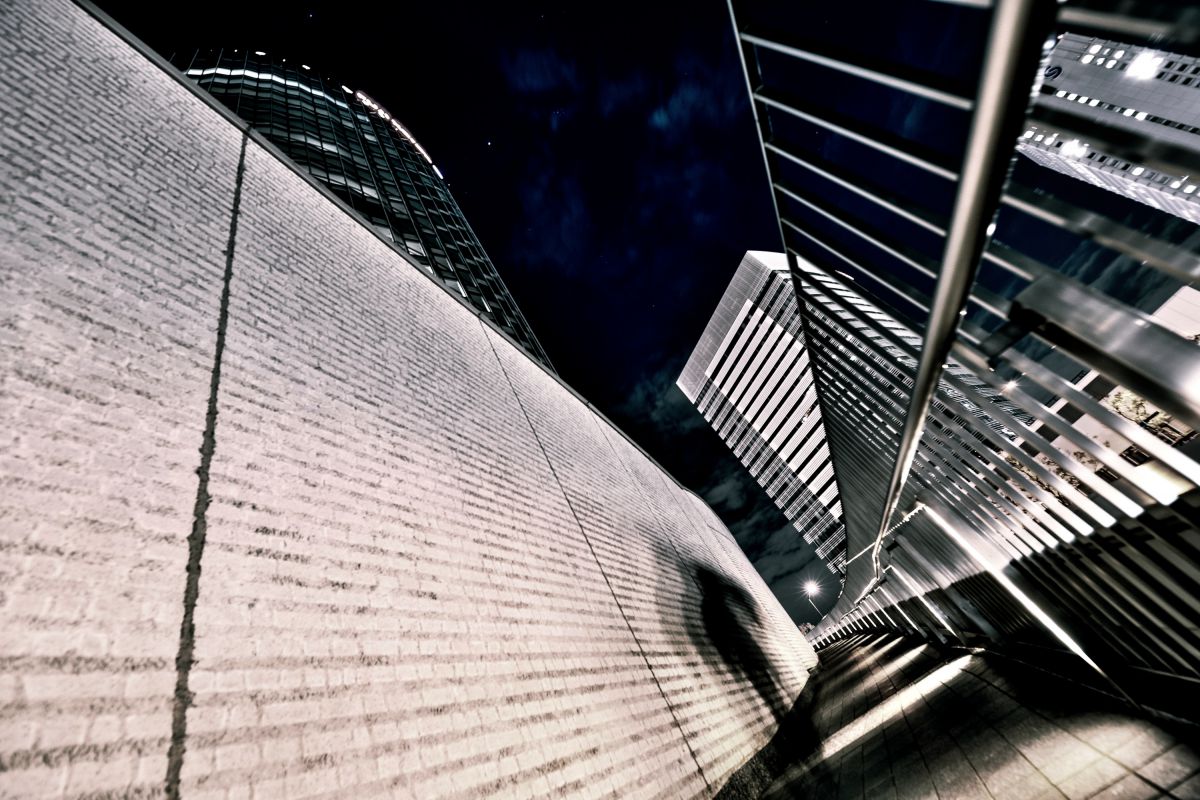 Metallic city | GANREF