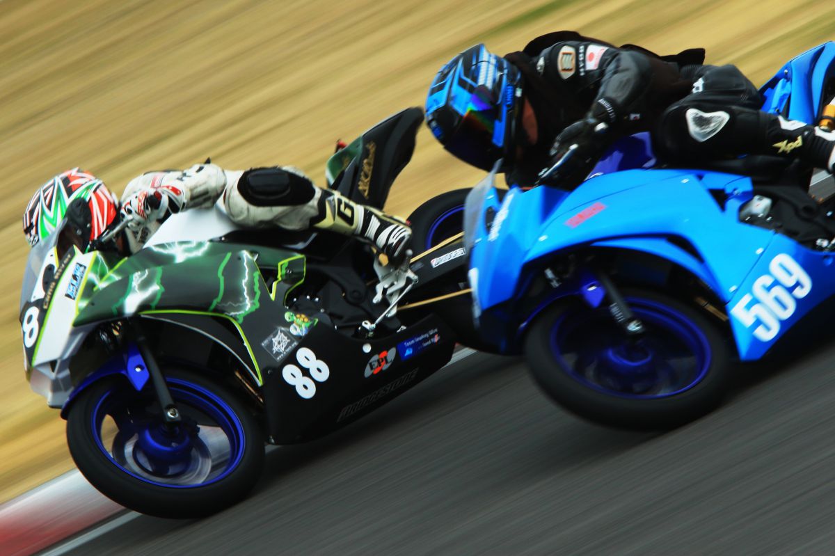 競り合い、FUN & RUN | GANREF