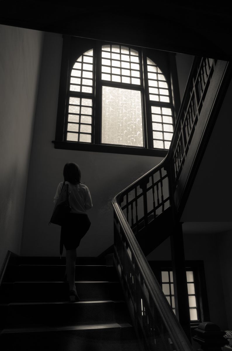 Stairs with light | GANREF