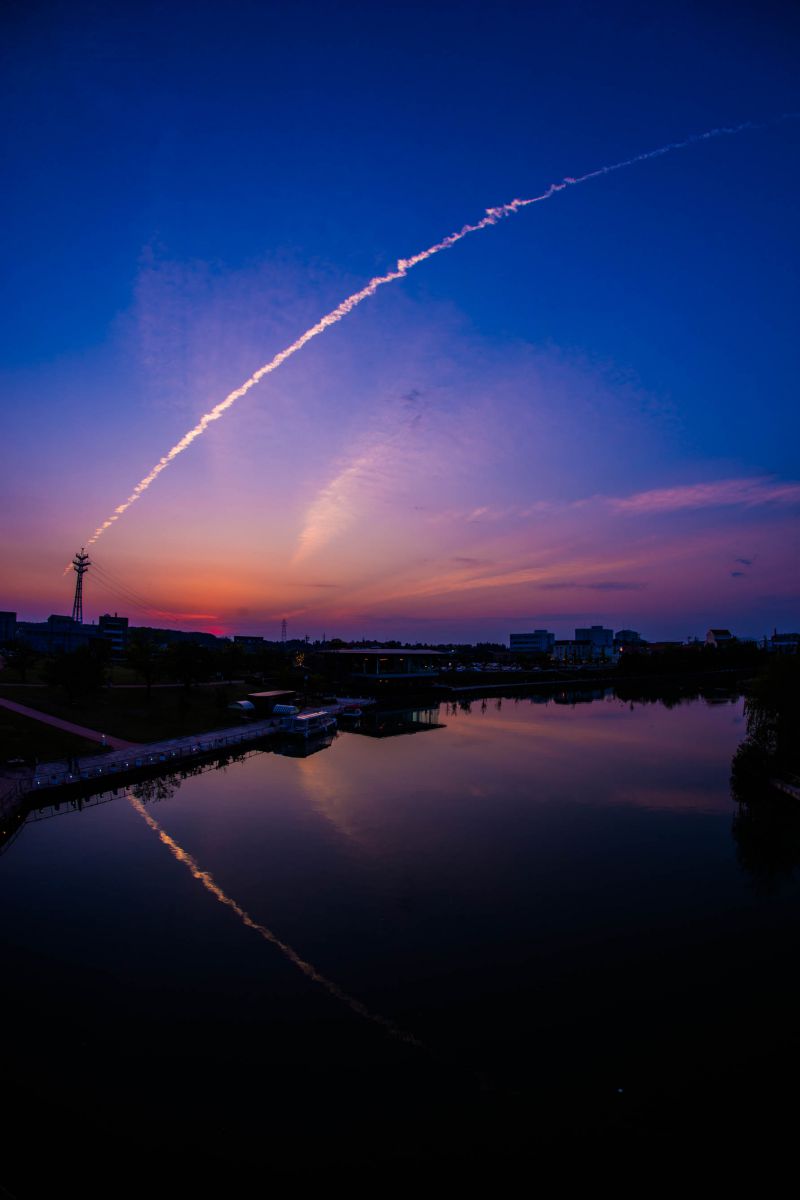 隕石落下 | GANREF