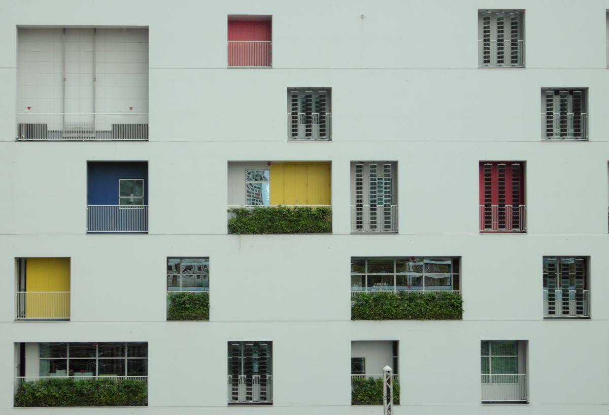 Colorful windows | GANREF