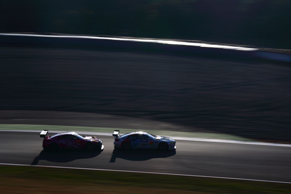 running after | GANREF