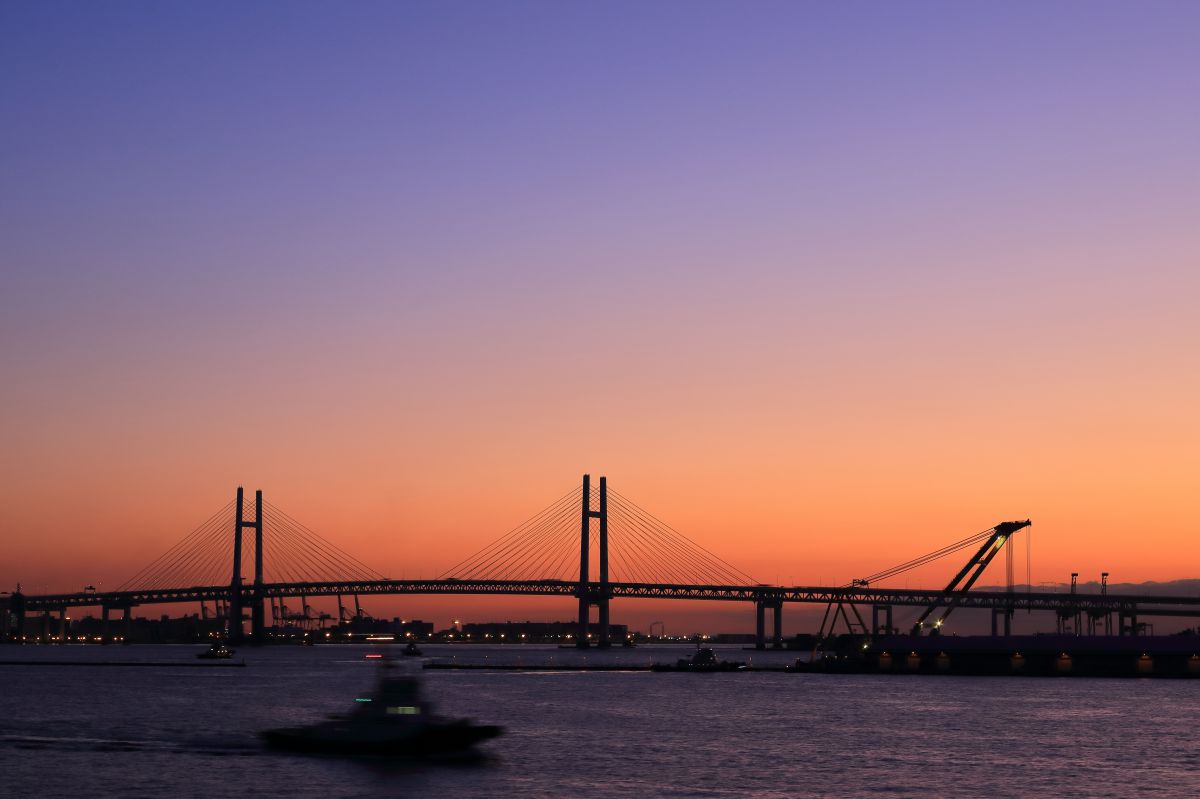 before dawn | GANREF