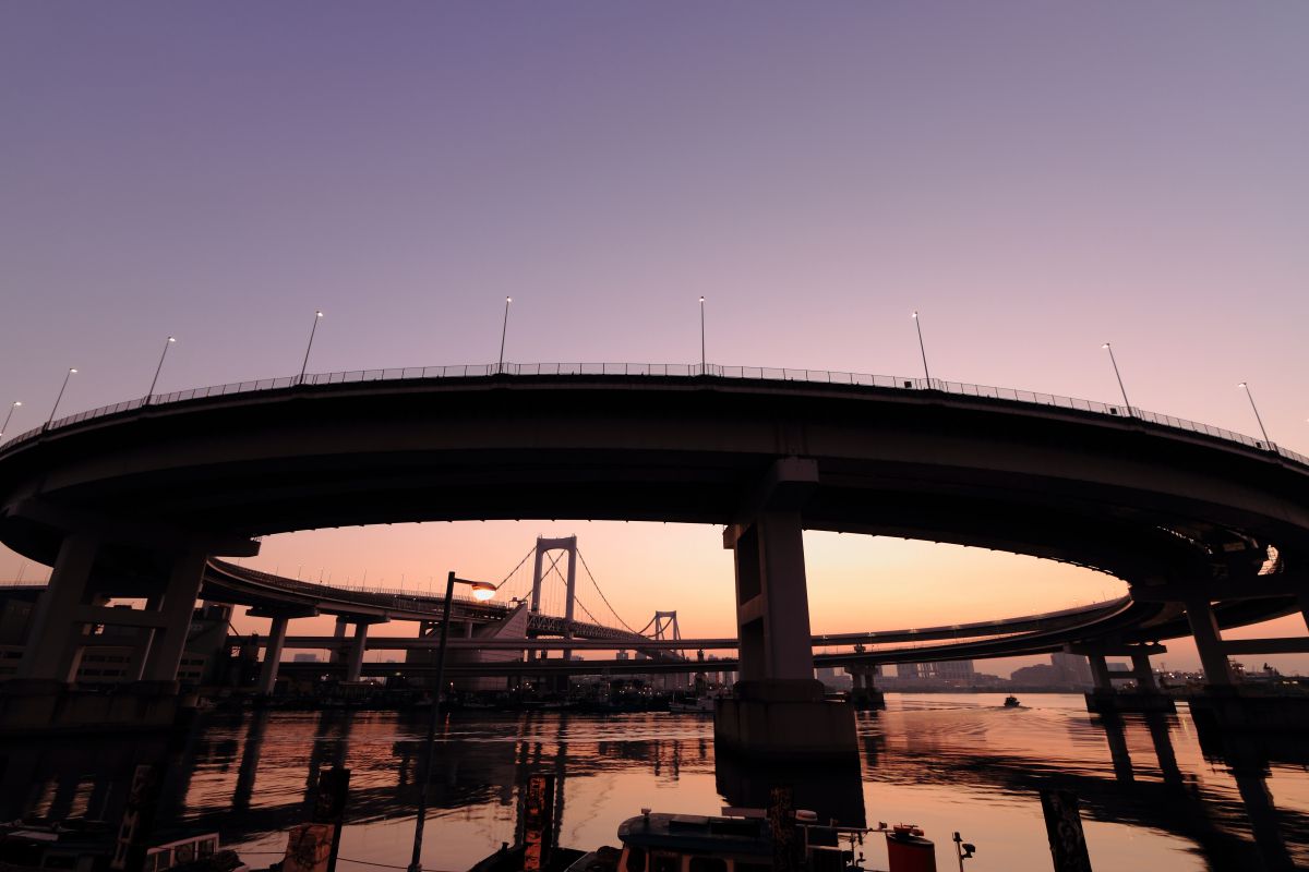 sail from a loop | GANREF