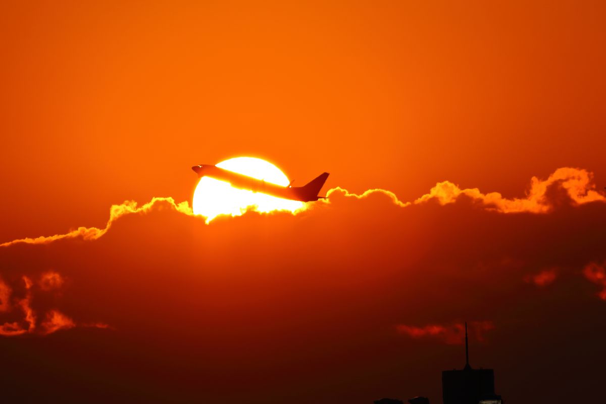 direct rays of the sun | GANREF