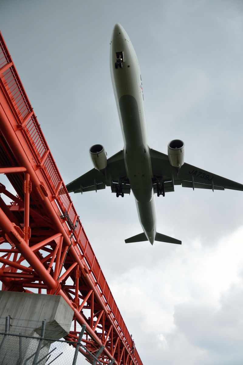 Cloudy Skies Final Approach | GANREF