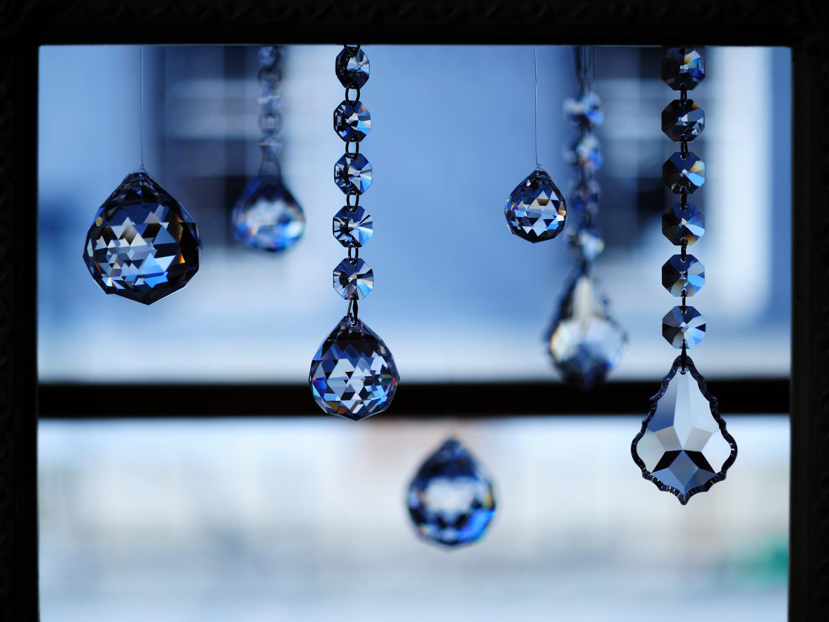 Crystal rain | GANREF