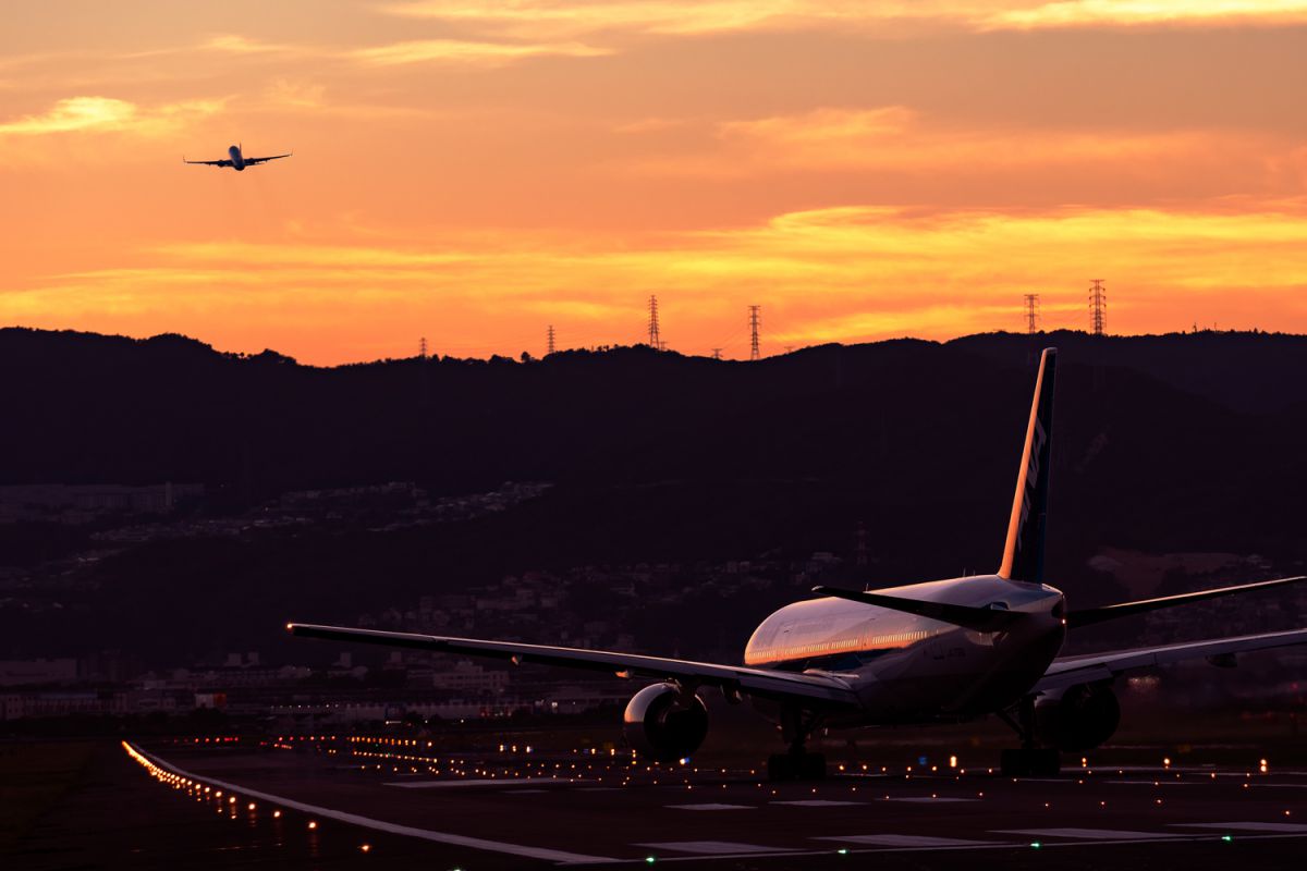 Wait just a little bit | GANREF