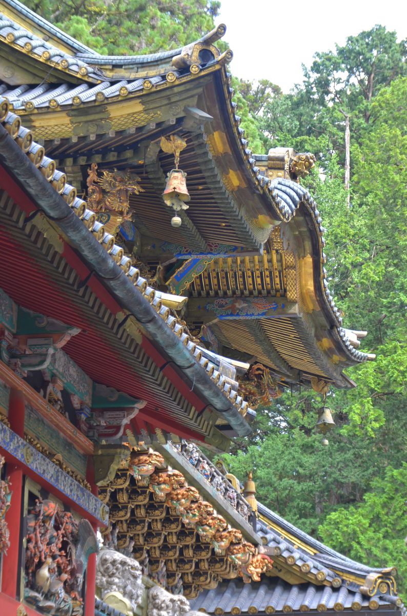 豪華絢爛 | GANREF