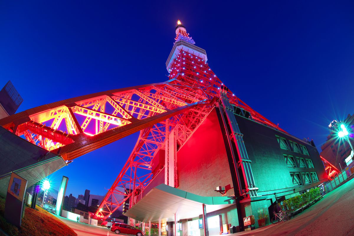 A fish eye Tokyo Tower | GANREF