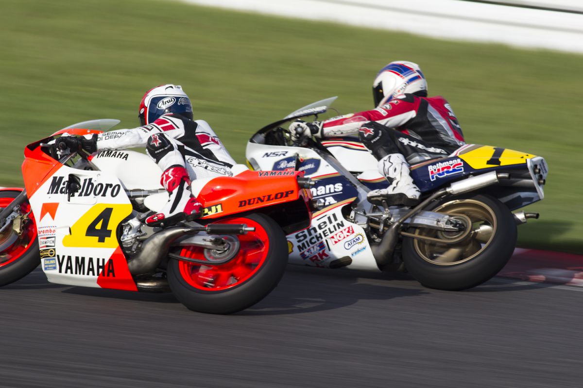 side by side | GANREF