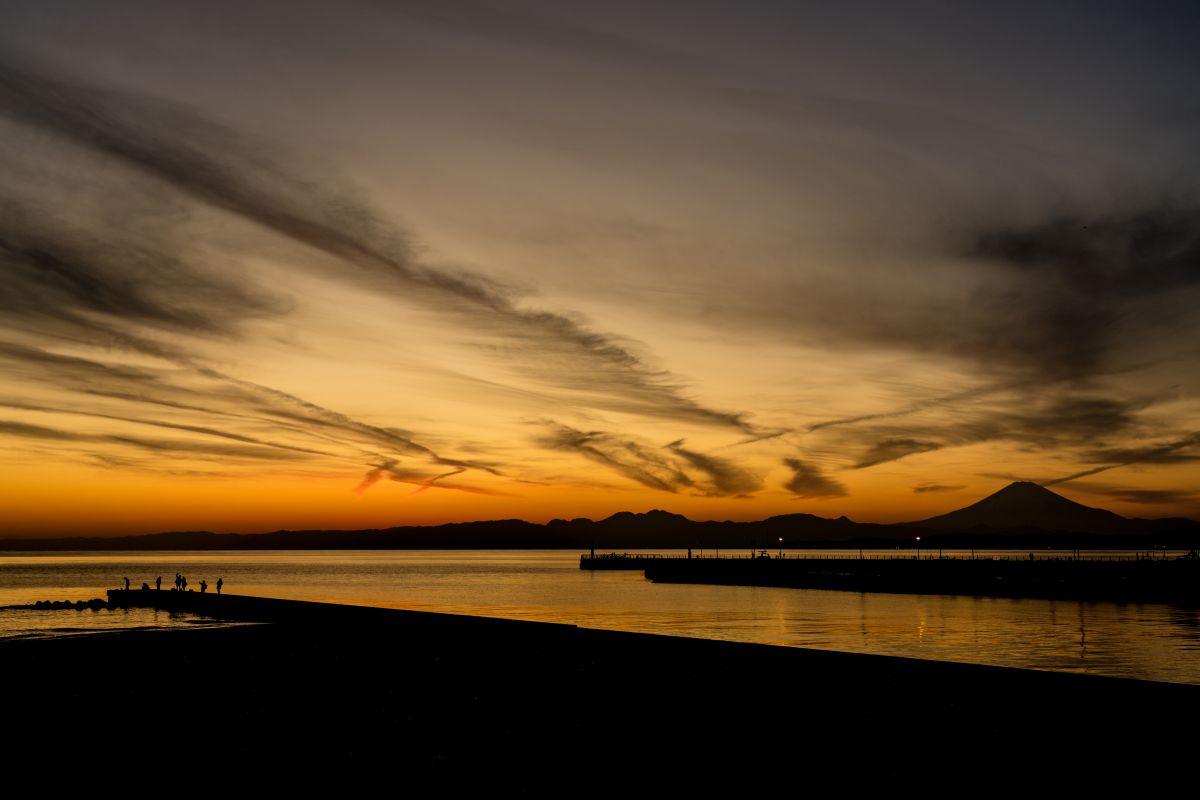 Like Sand Art | GANREF