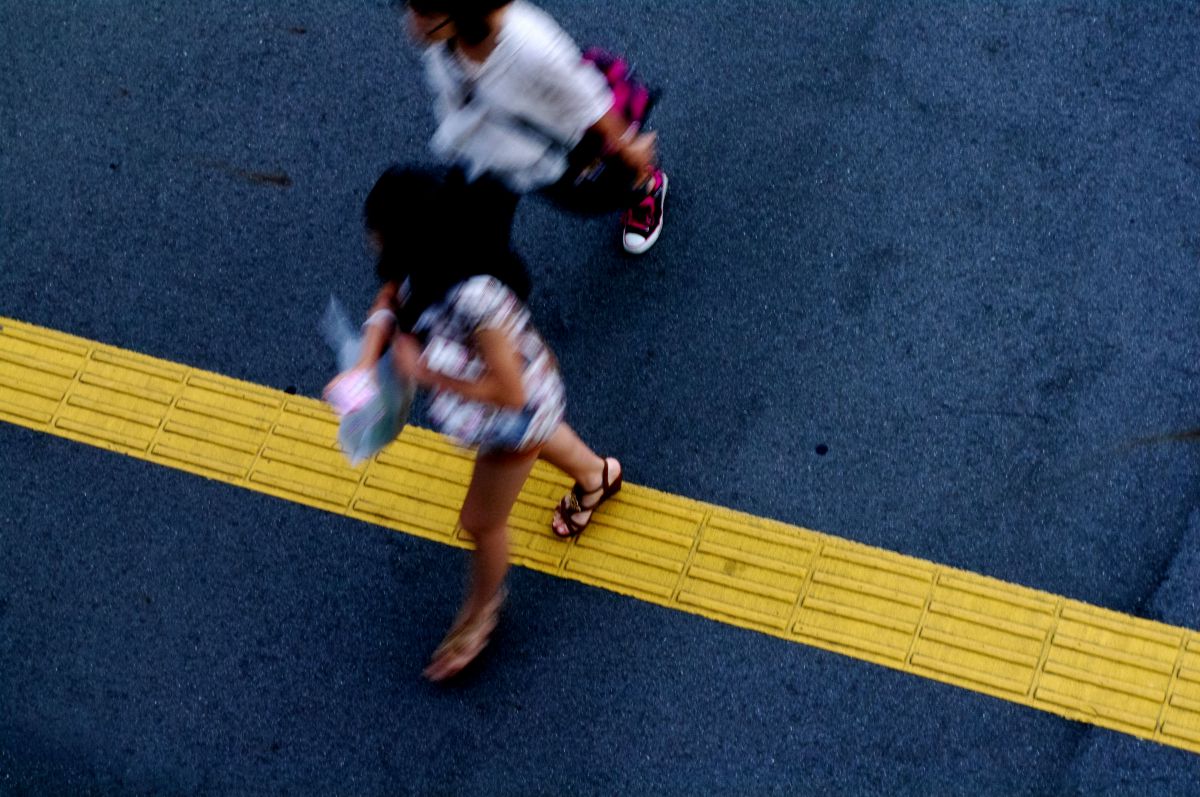 Yellow line *02 | GANREF