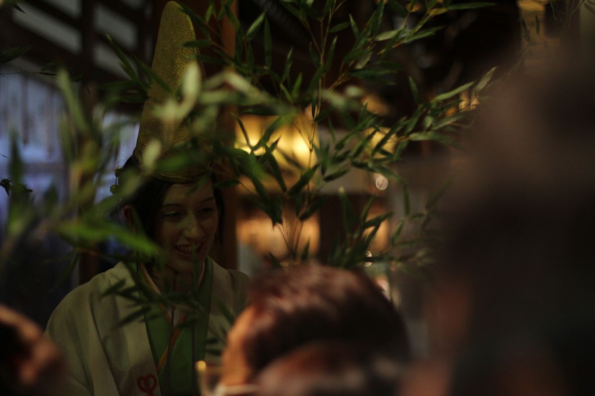 Fuku-Musume Smiling | GANREF