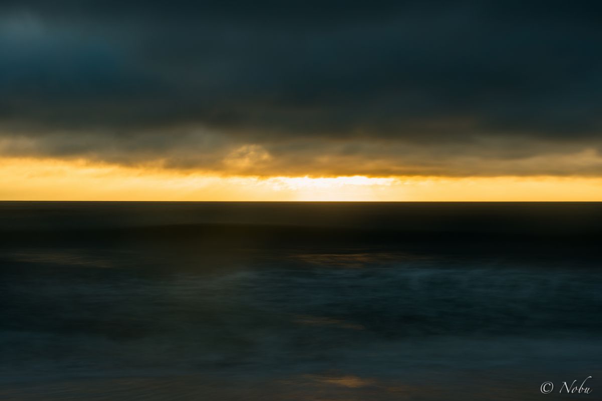 Sea Tunes - Light Slit - | GANREF