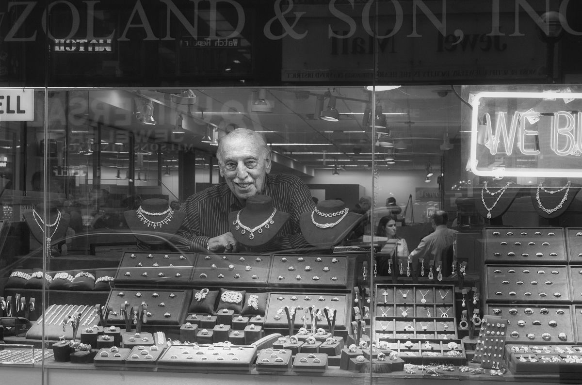 Moment of the time -4 | GANREF