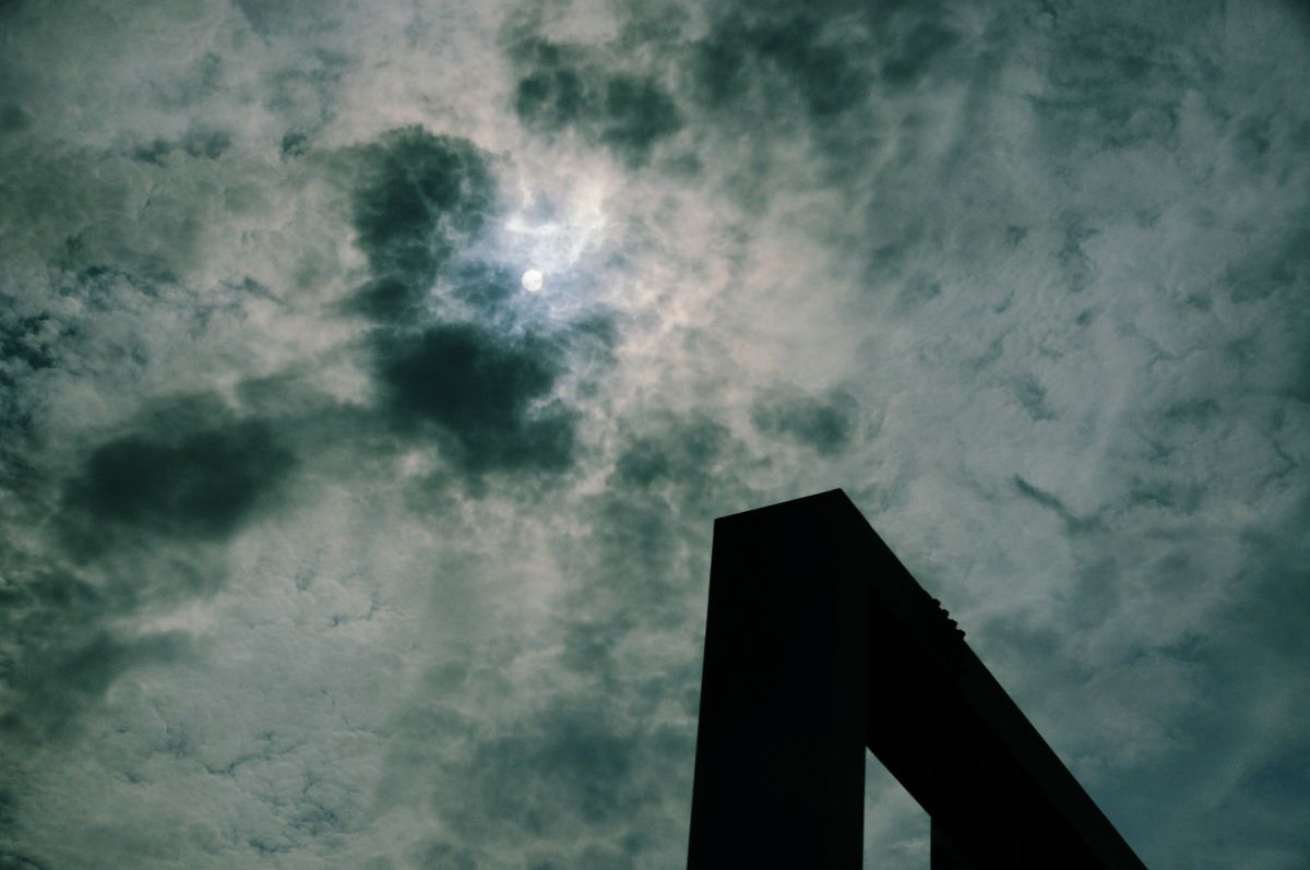 Door of different space | GANREF