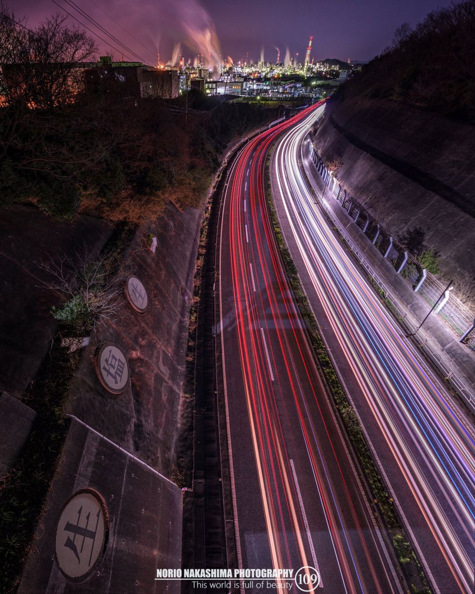 Car light trail | GANREF