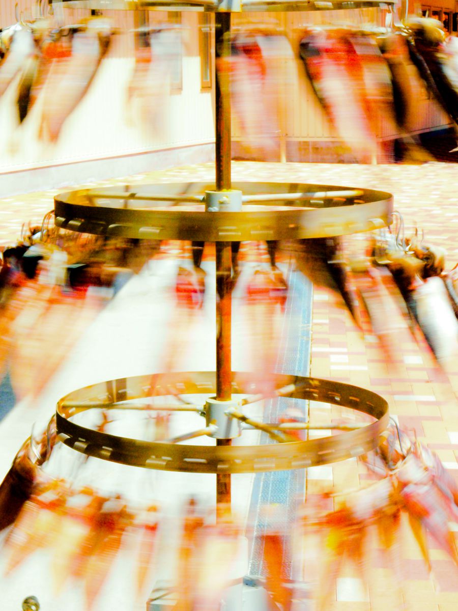 Go Round! What? | GANREF