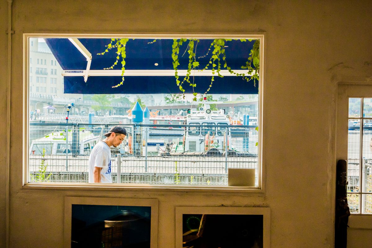 window frame | GANREF