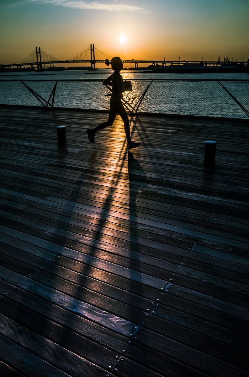 running at the daybreak | GANREF