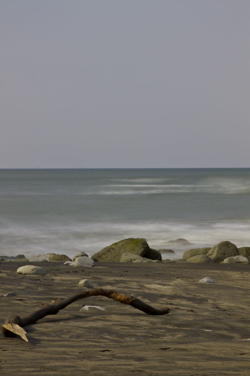 誰もいない海… | GANREF