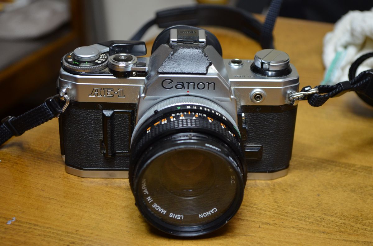 Canon AE-1 | GANREF