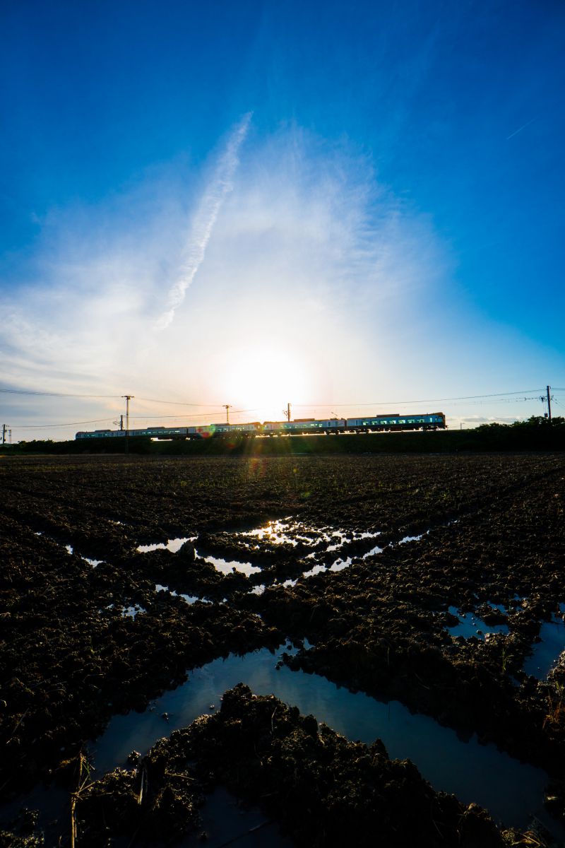 Intersecting ridges | GANREF