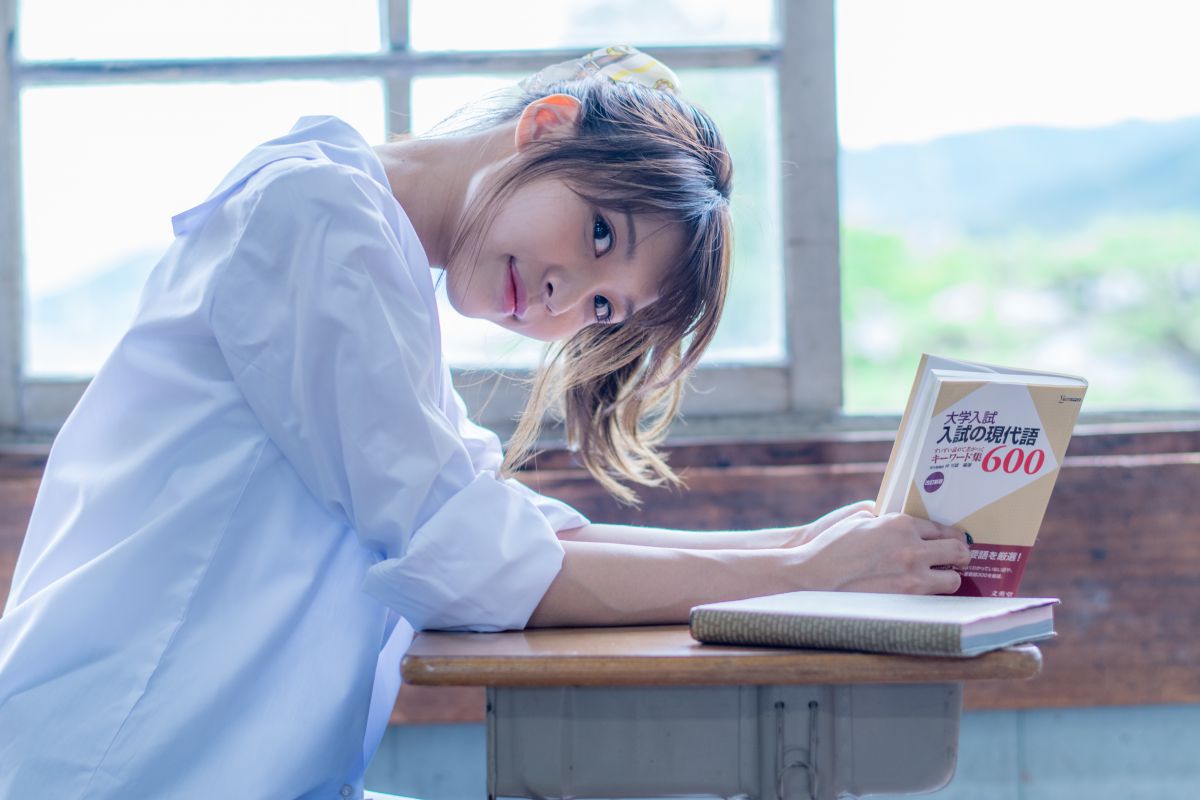 Portrait-001 | GANREF