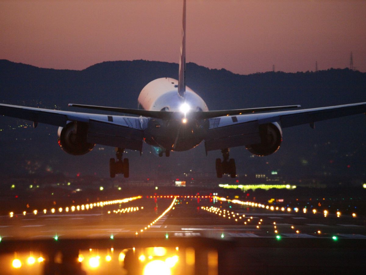 光に導かれ | GANREF