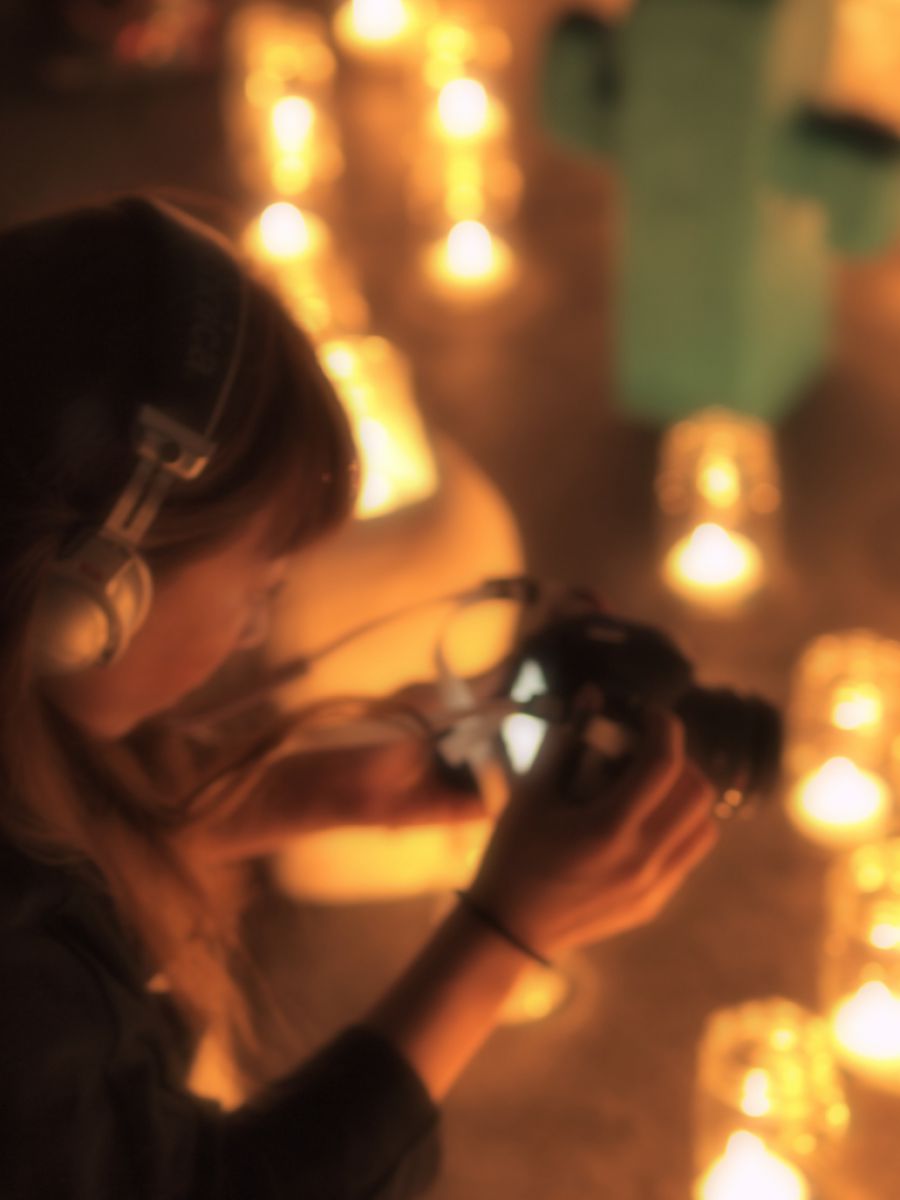 camera girl | GANREF