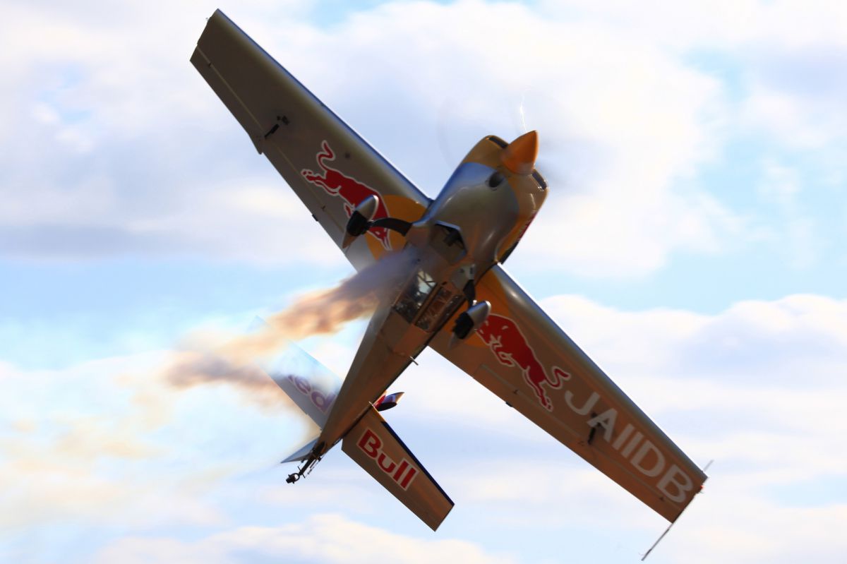 Extra EA-300 | GANREF