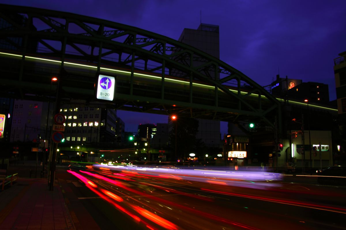Crossing with train | GANREF