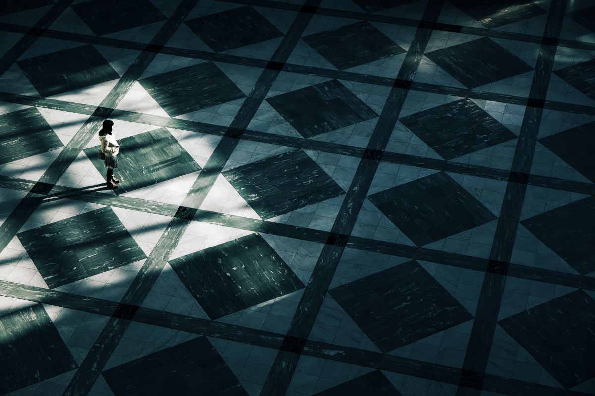 To the shining future | GANREF