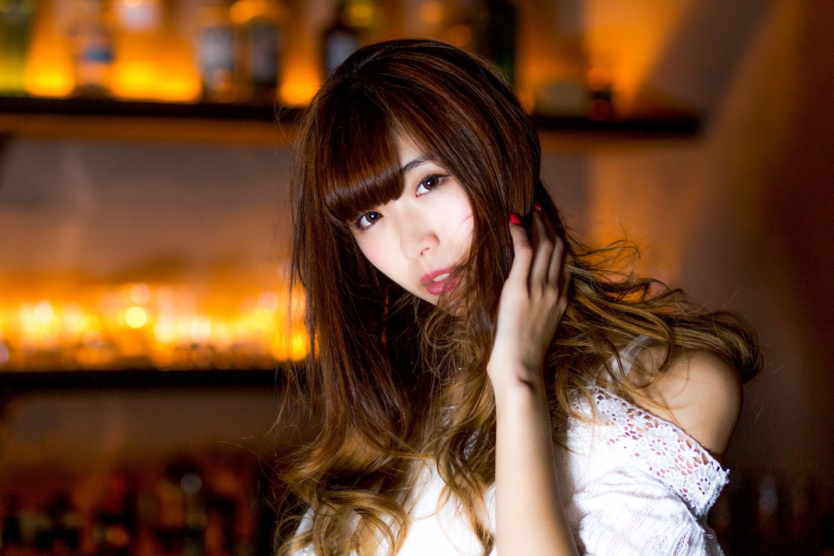 night at a bar | GANREF