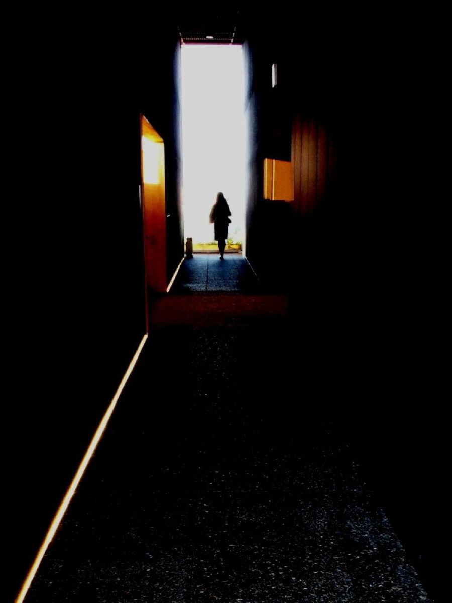 ロンリーウーマン | GANREF