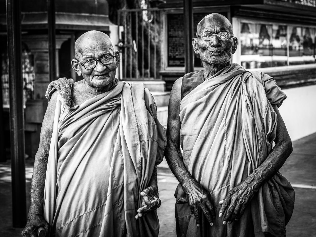 We know everything | GANREF