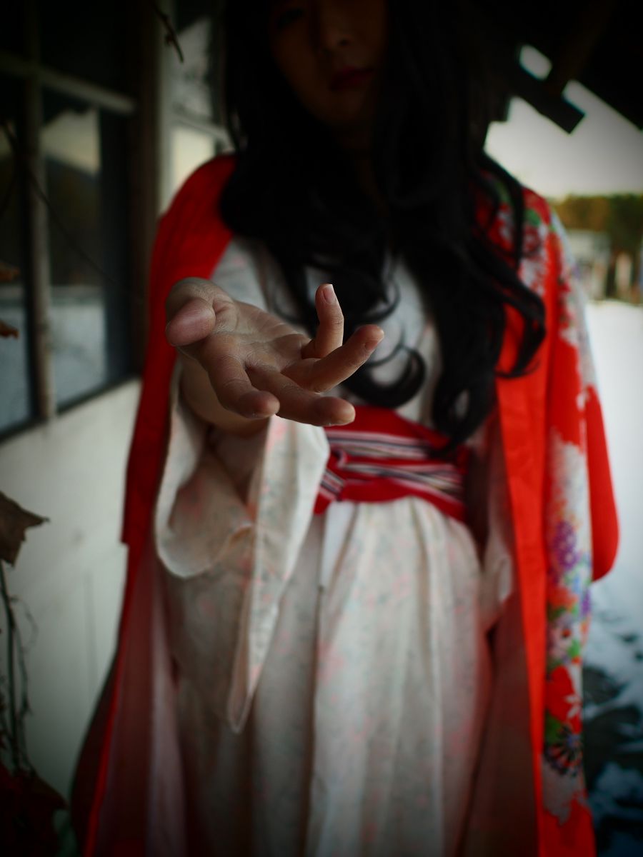 妖女の誘い01 | GANREF