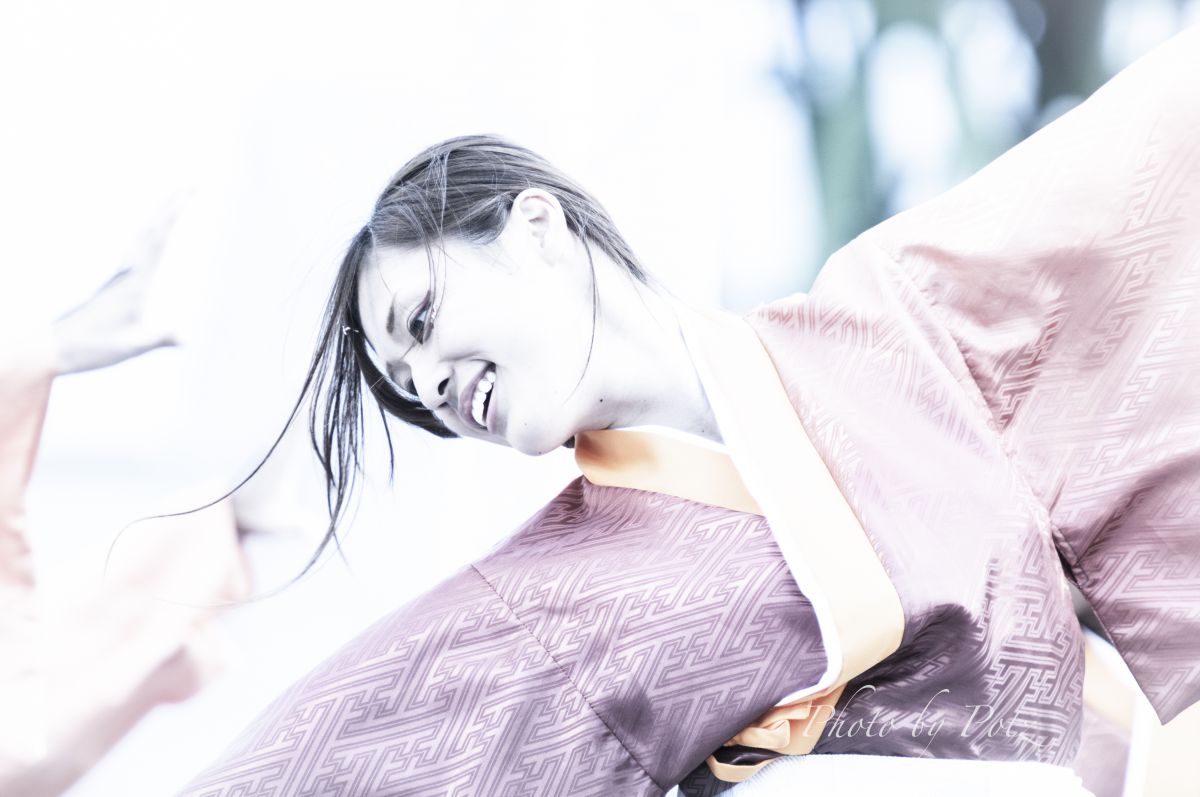 Dancing high | GANREF