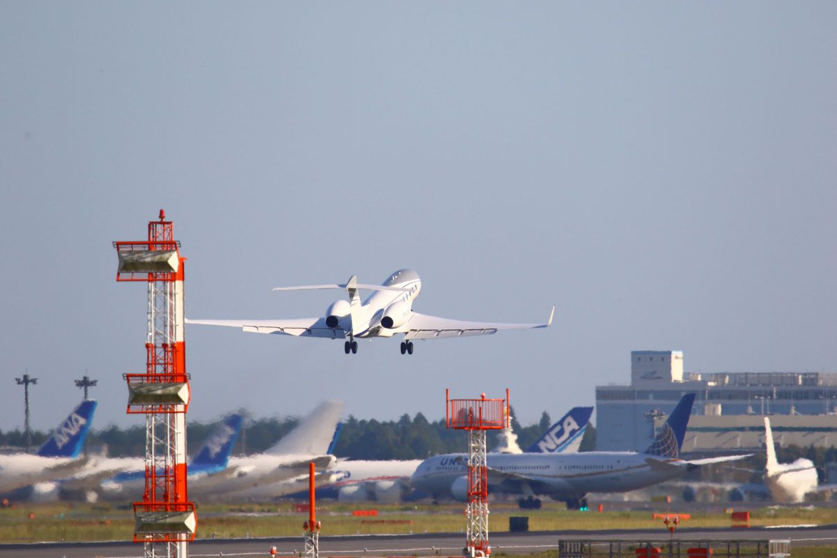 ビジネスジェット Gulfstream G-V(SP) VP-CLA②.JPG | GANREF