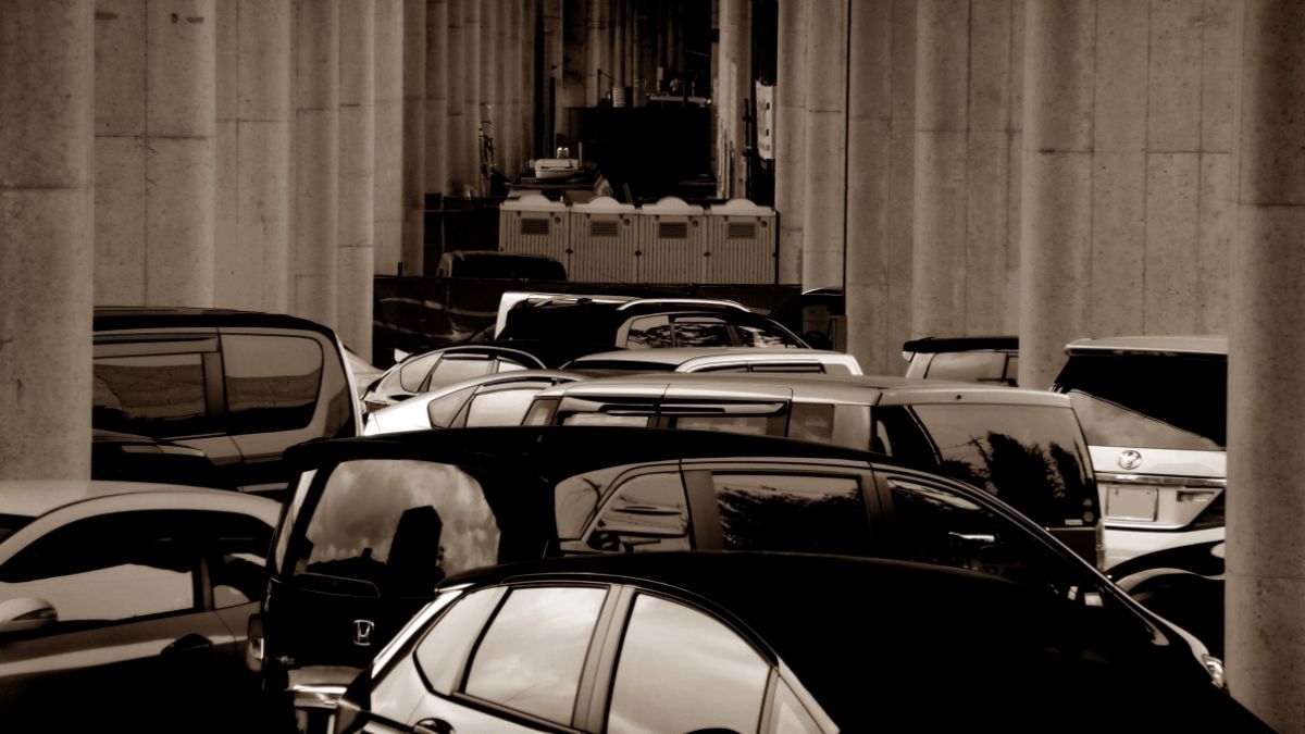 車密集地帯 -a crowd of cars- | GANREF