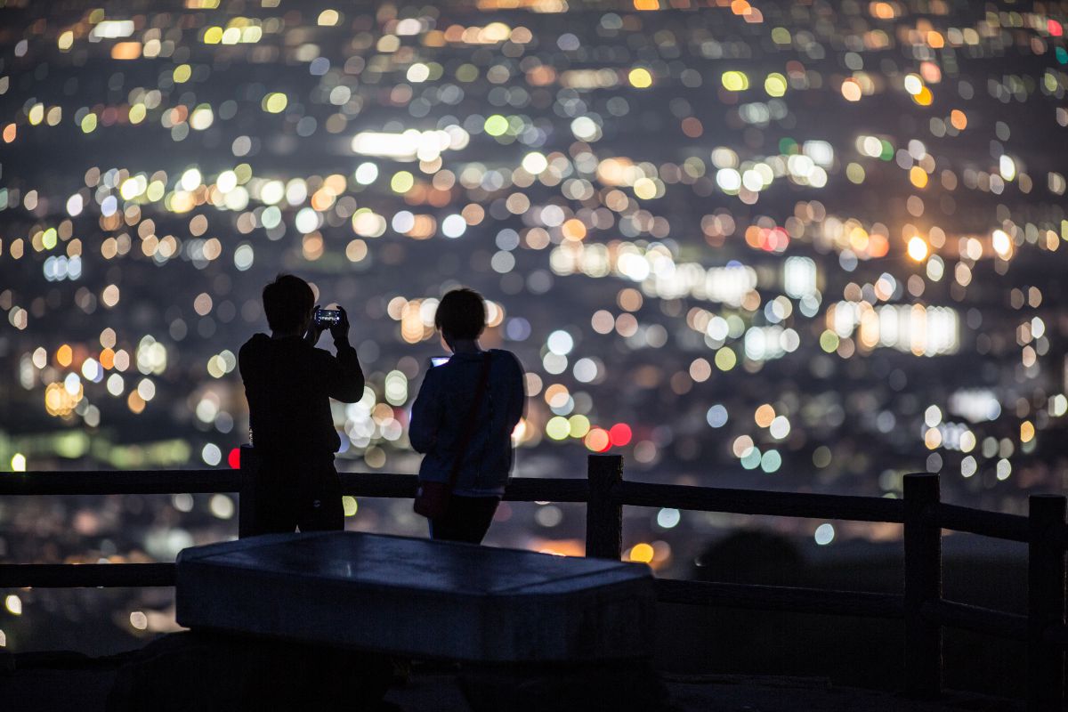 「俺、沈みかけの月撮ったろ～」 | GANREF