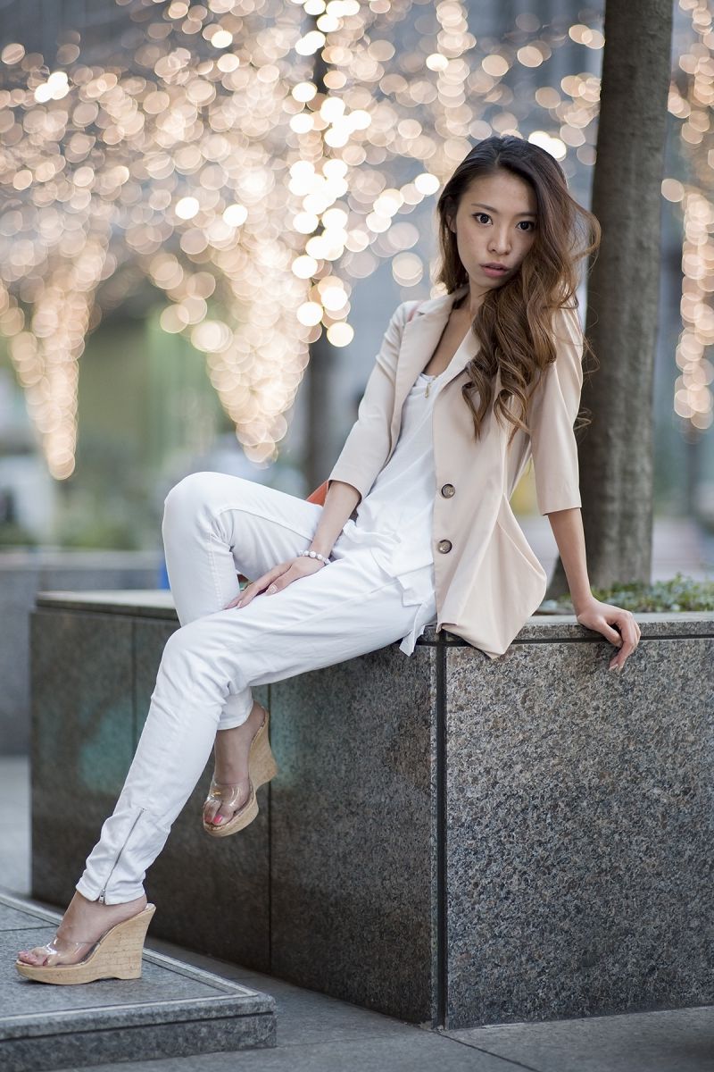 丸の内17:40, wrapped in bokeh | GANREF