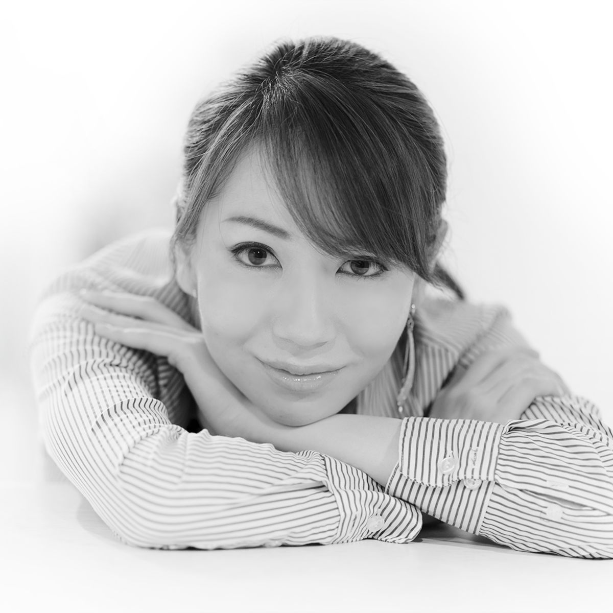 Eye Contact | GANREF