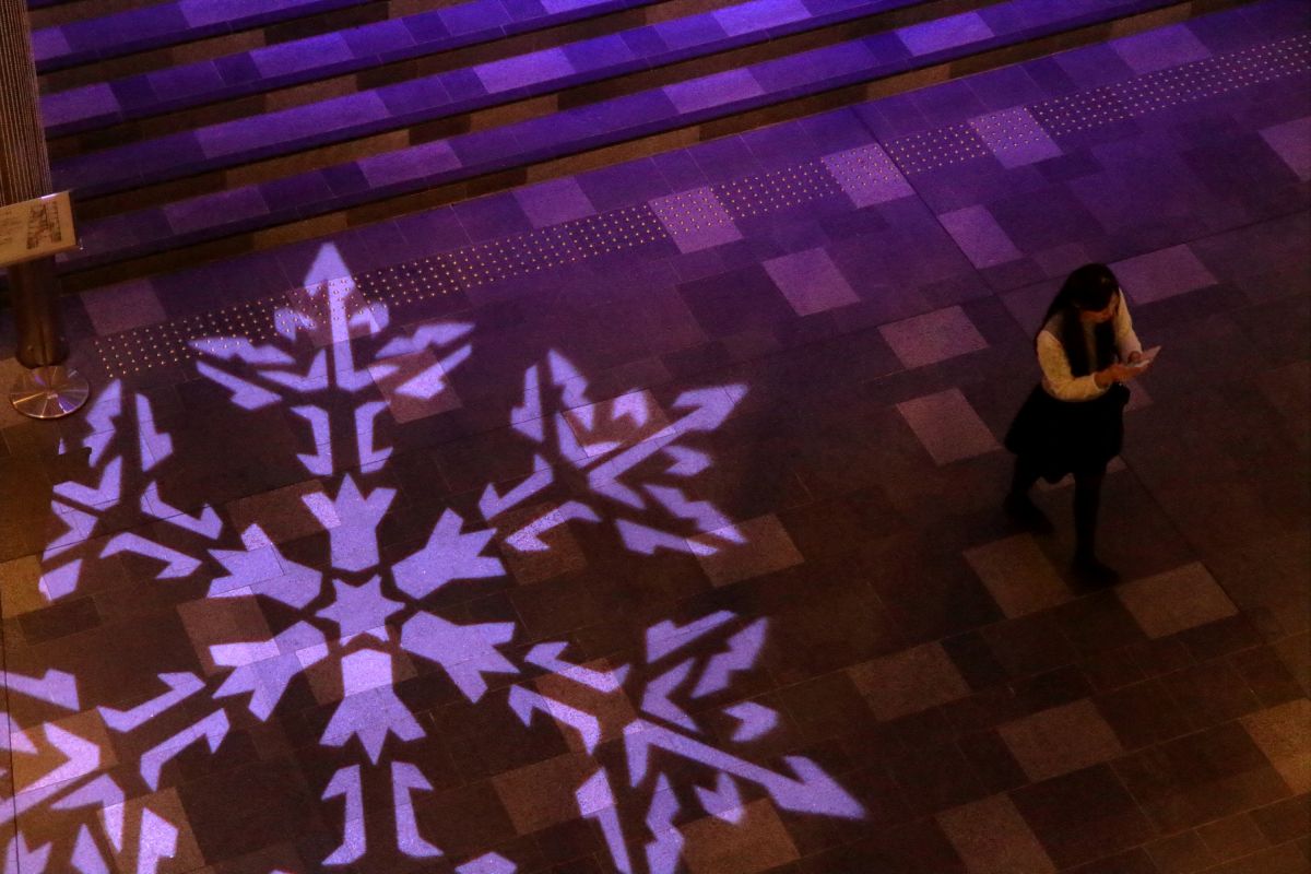 Floor projection | GANREF