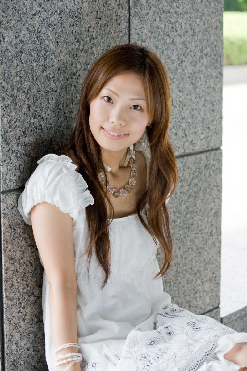 見つめて | GANREF