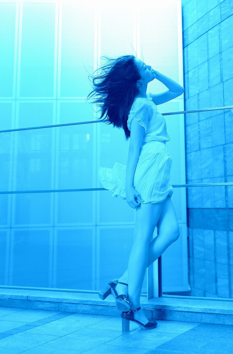 Feel a breeze | GANREF